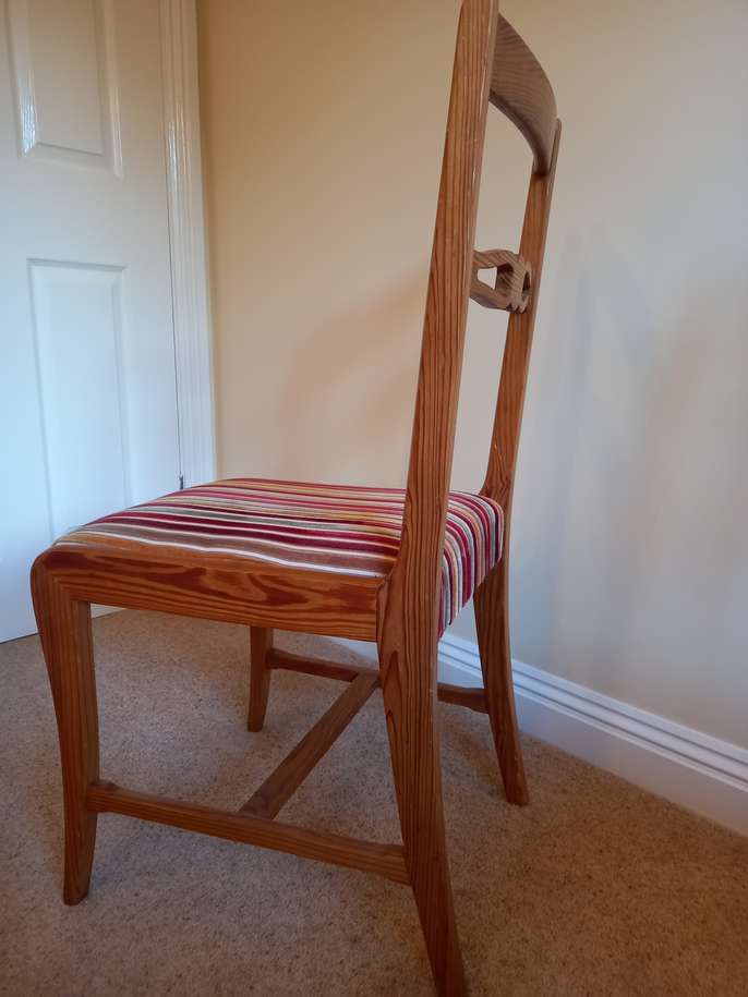 FreelyWheely: Dining chairs
