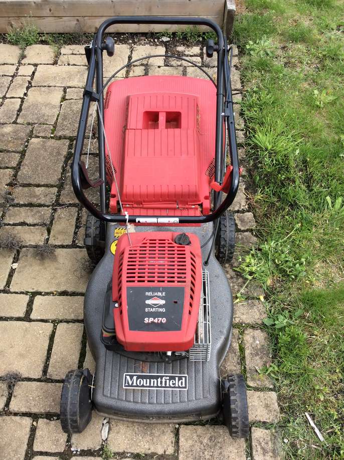 FreelyWheely: Mountfield SP 470 motor mower