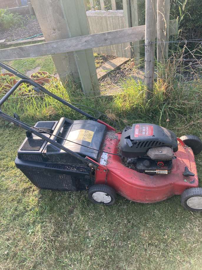 FreelyWheely: Lawnmower