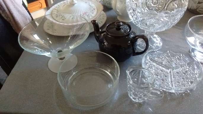 FreelyWheely: Various glass items