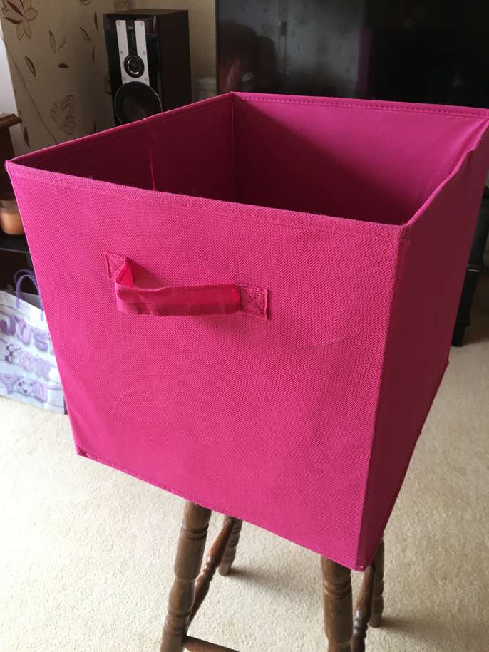 FreelyWheely: Storage box