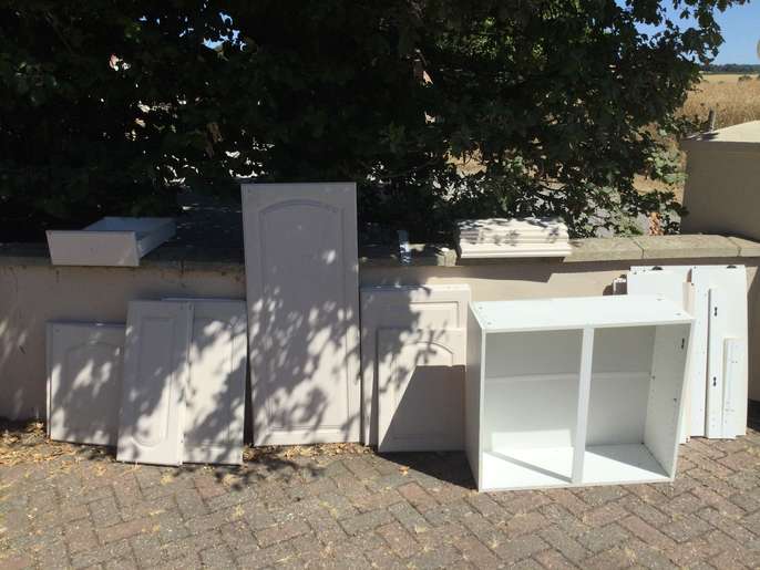 FreelyWheely: Kitchen units