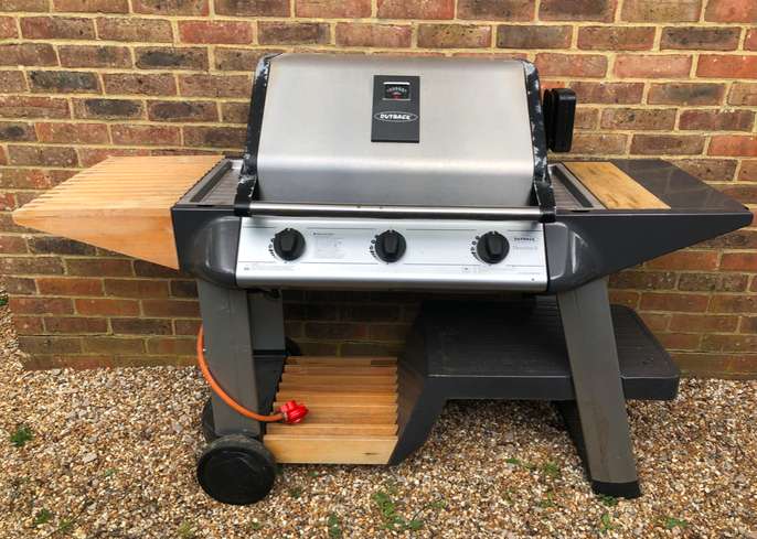 FreelyWheely: Outback 3 burner gas bbq
