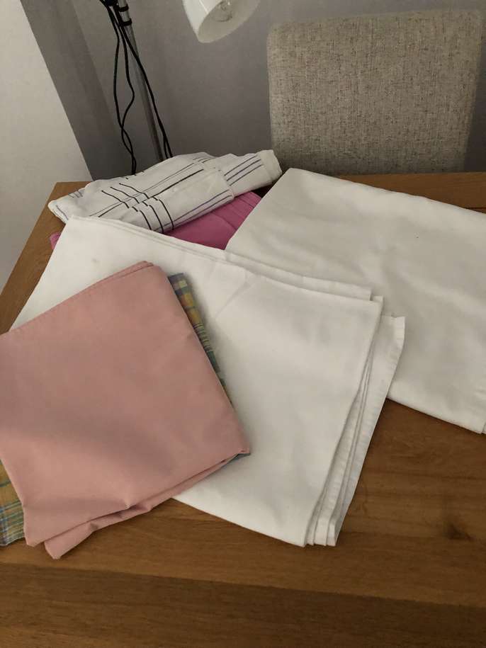 FreelyWheely: Various tablecloths