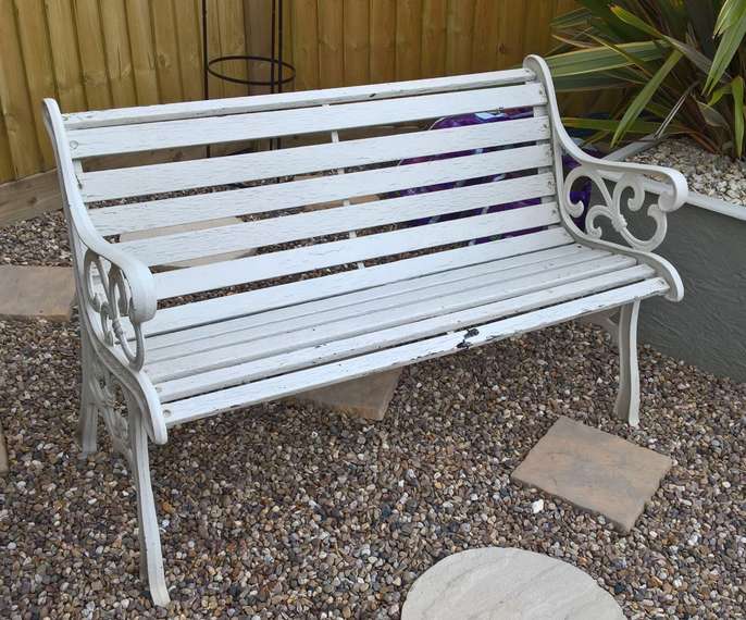 FreelyWheely: Garden Bench