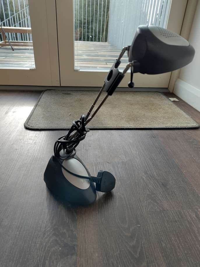 FreelyWheely: Desk light