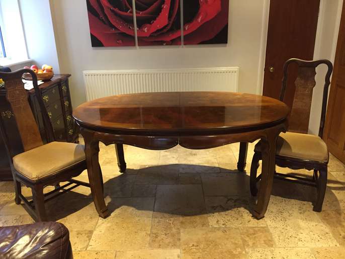 FreelyWheely: Solid wood dining table + 4 chairs and 2 extension leaves