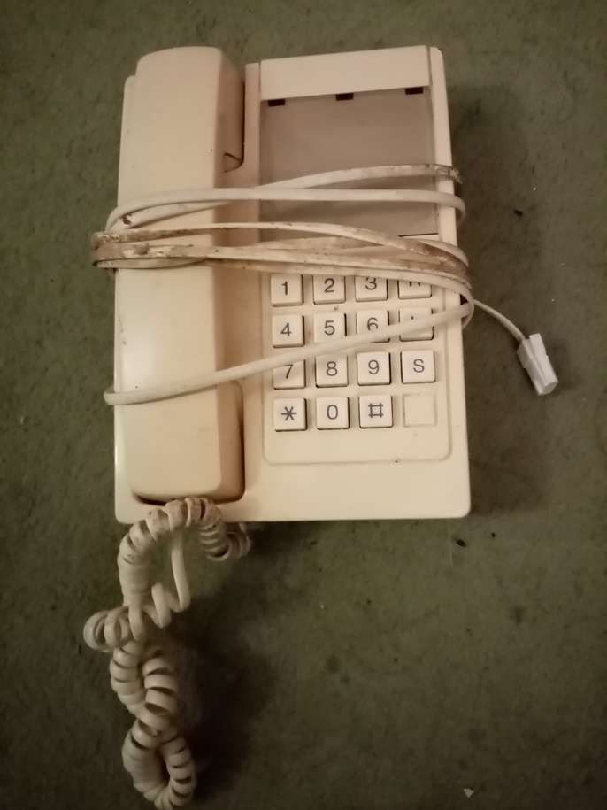 FreelyWheely: Old Style BT landline phone