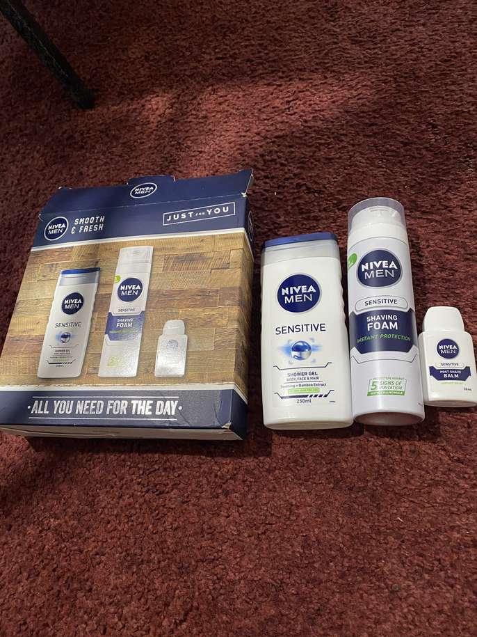 FreelyWheely: Nivea men’s shaving set new