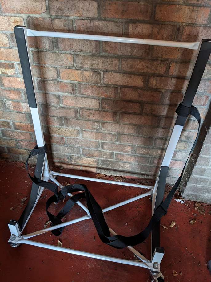 FreelyWheely: Hard top stand