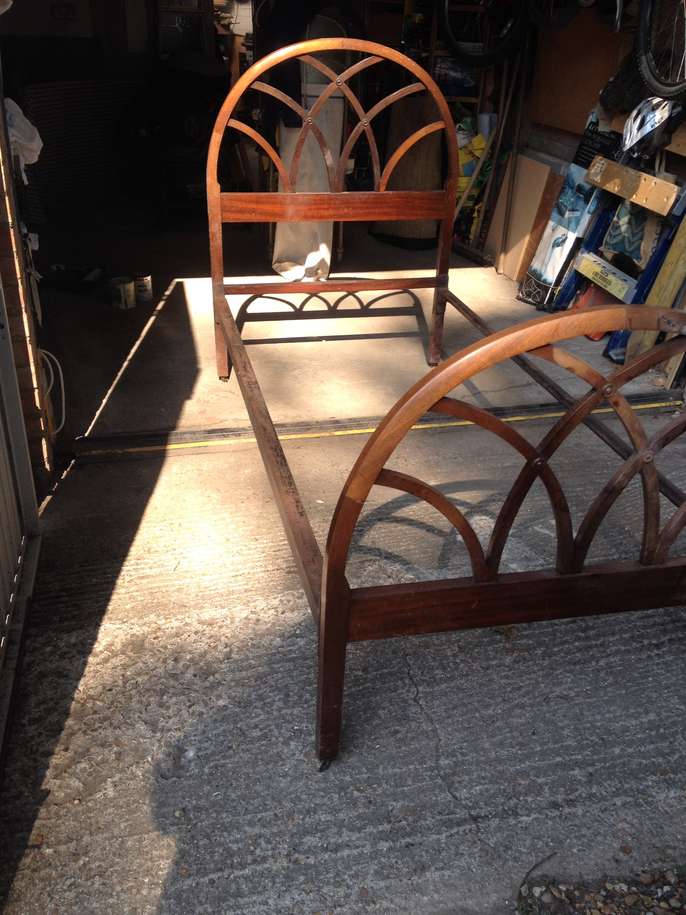 FreelyWheely: Antique single bed ends and rails