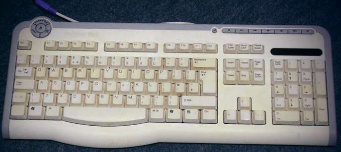 FreelyWheely: PS2 Keyboards