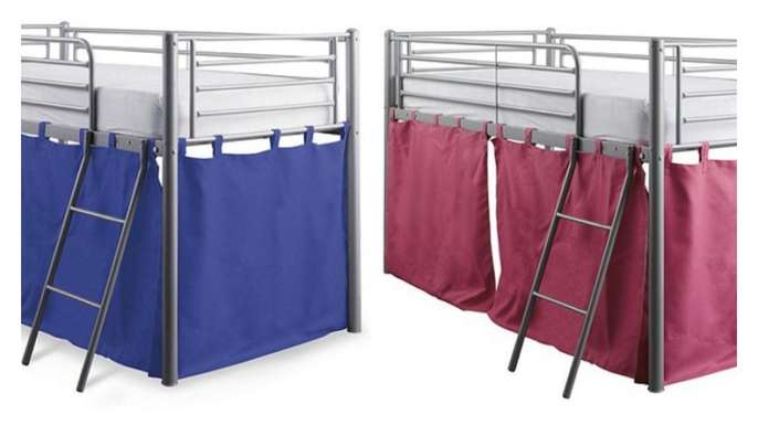 FreelyWheely: Metal mid sleeper bed