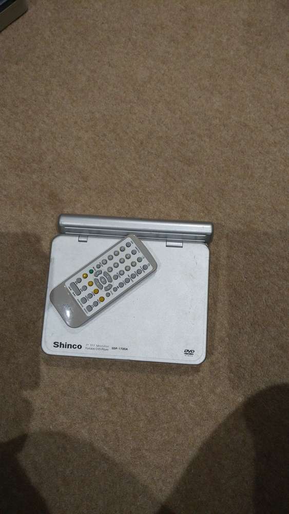 FreelyWheely: Sinco DVD player