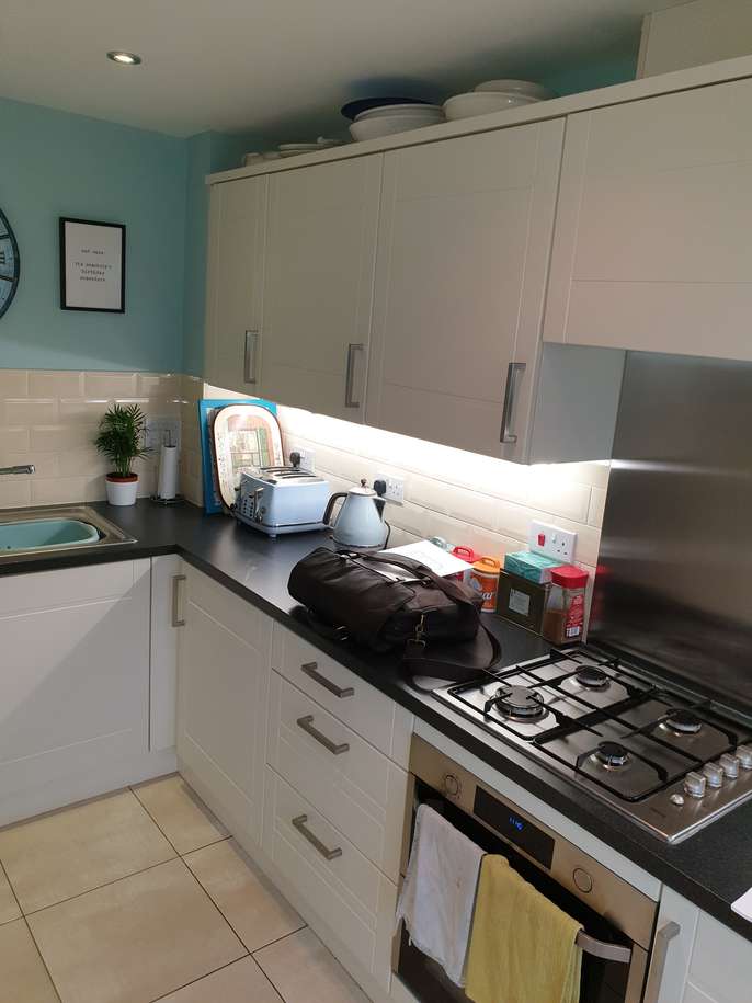 FreelyWheely: Kitchen