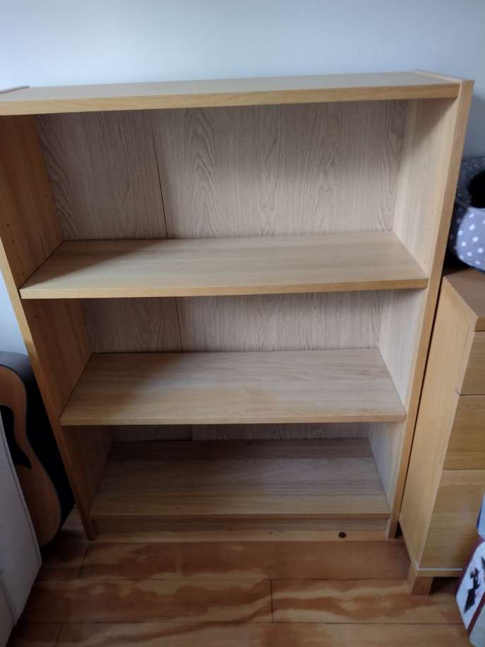 FreelyWheely: IKEA Billy bookcase