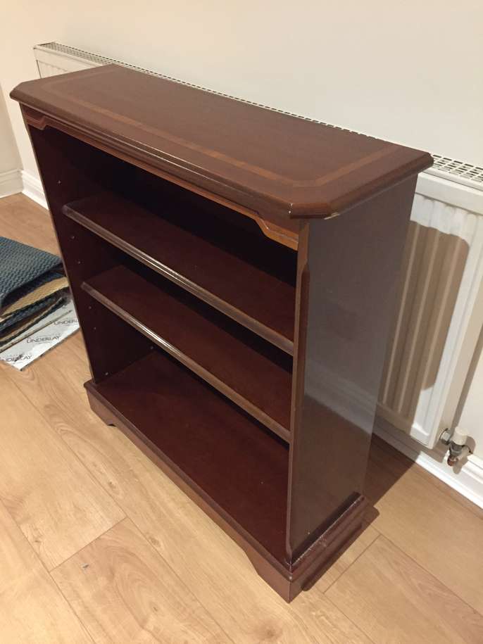 FreelyWheely: Bookcase