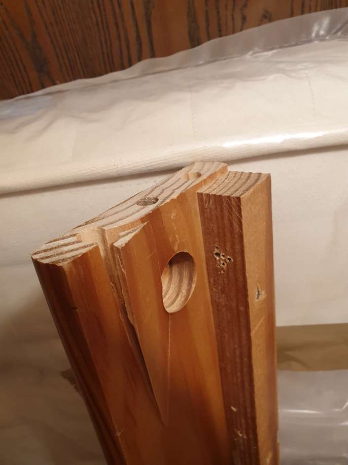 FreelyWheely: Antique Pine Single Bed