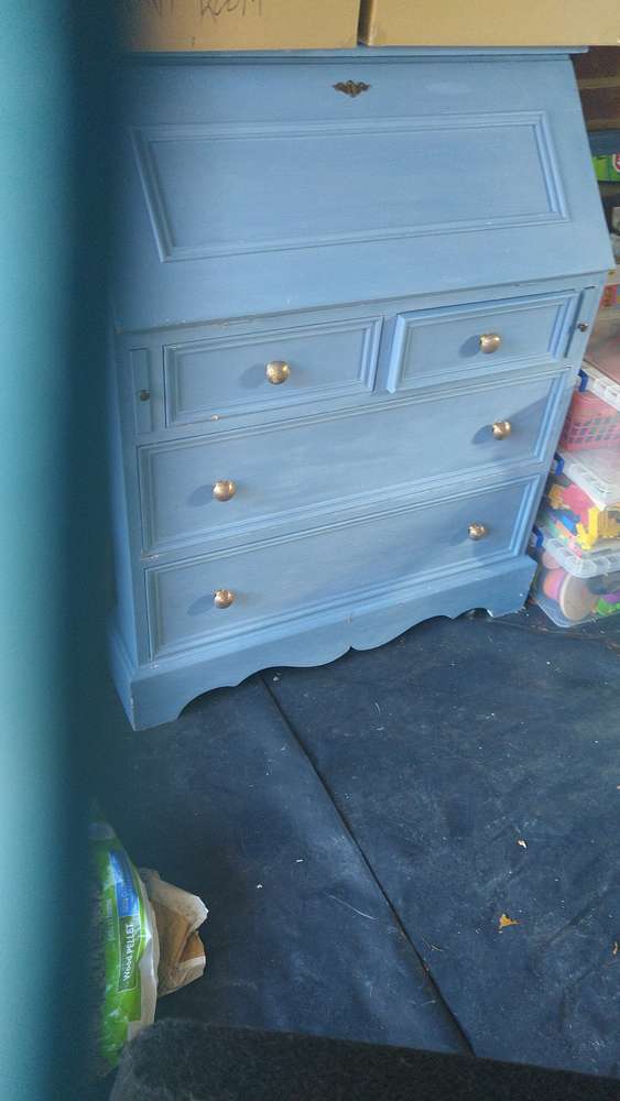 FreelyWheely: Bespoke made bureau