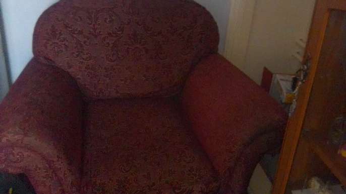 FreelyWheely: Red arm chairs