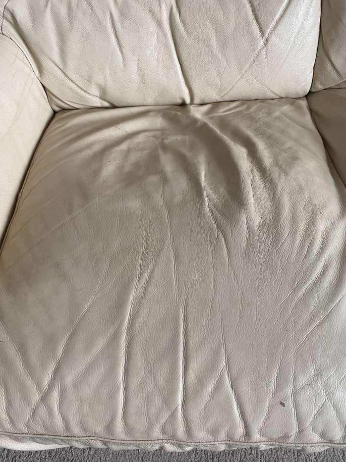 FreelyWheely: 2 x DFS cream 2 seater sofas