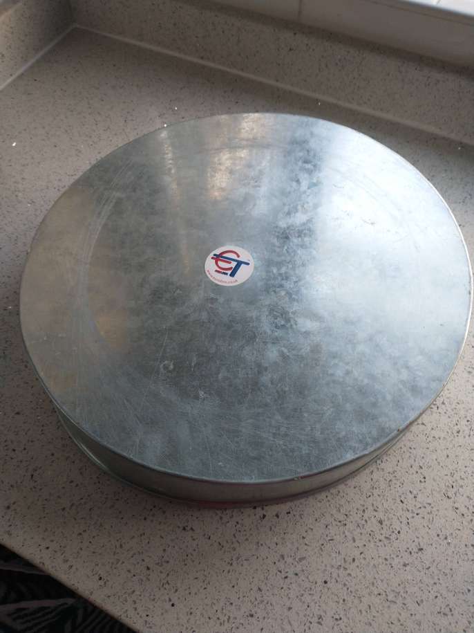 FreelyWheely: 14" Round Cake Tin