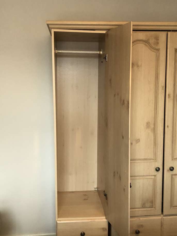 FreelyWheely: Wardrobe