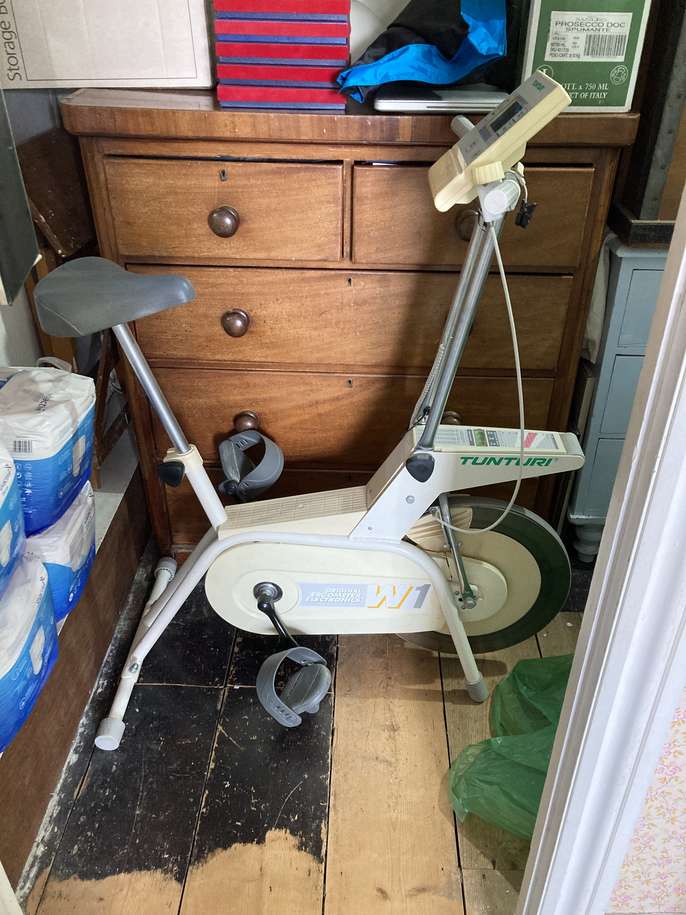 FreelyWheely: Exercise bike
