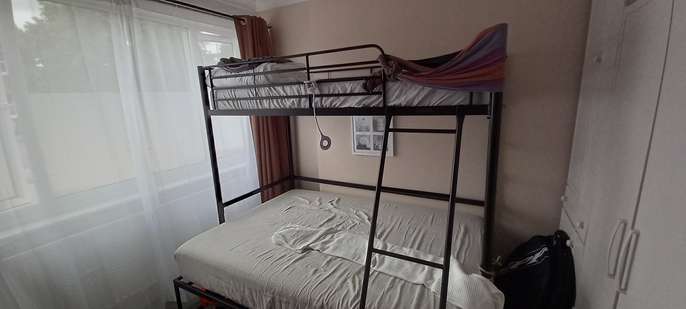 FreelyWheely: loft bed