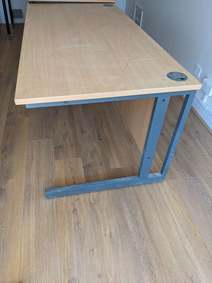FreelyWheely: Desk