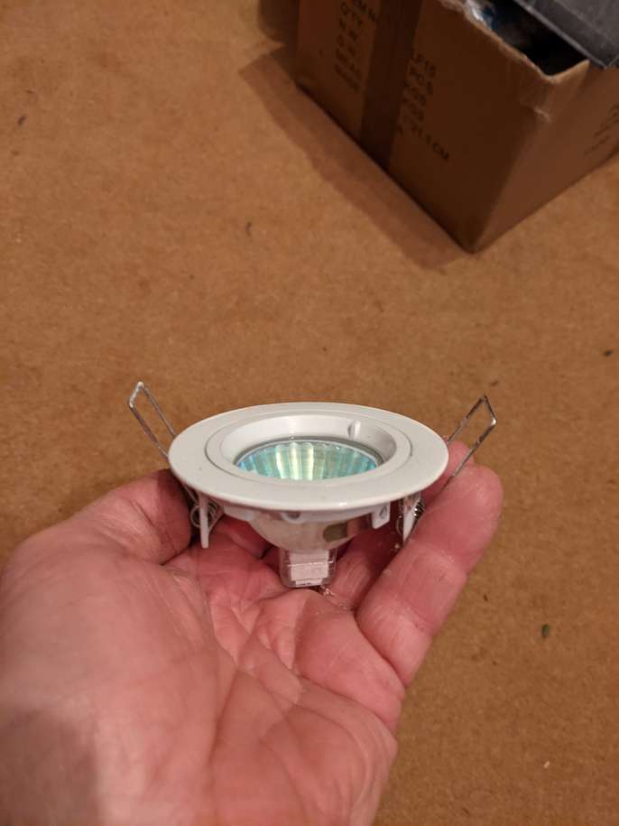 FreelyWheely: Halogen spotlights