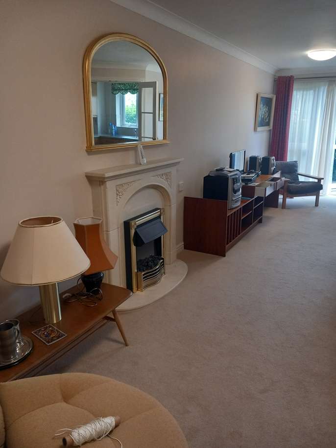 FreelyWheely: Nest of tables