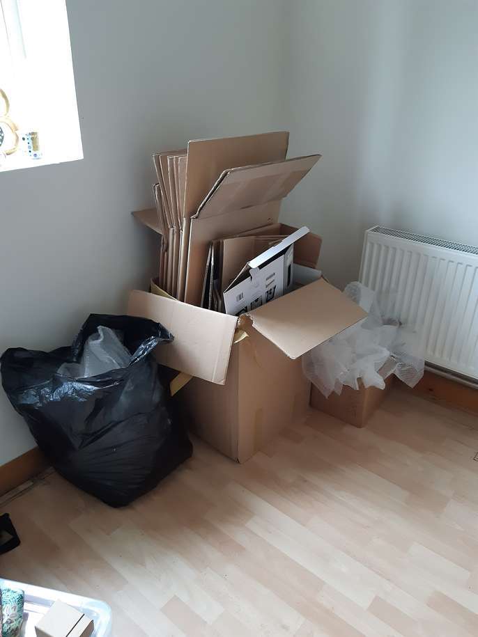 FreelyWheely: Bubble wrap and cardboard boxes