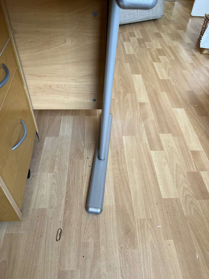 FreelyWheely: Large office / computer desk