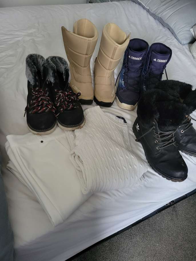 FreelyWheely: Boots and winter wear