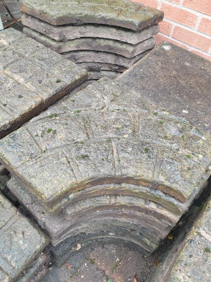 FreelyWheely: Paving/patio slabs