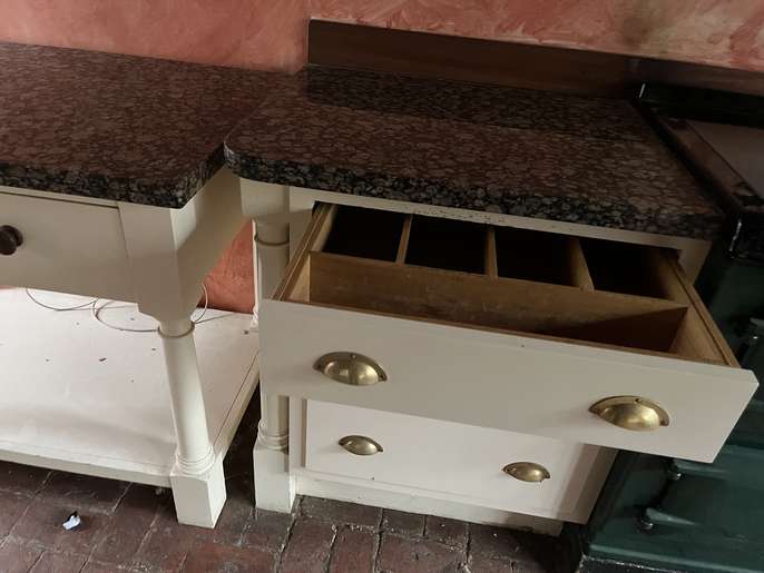 FreelyWheely: 2 granite top kitchen units