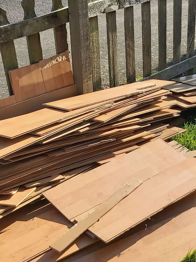 FreelyWheely: Free flooring