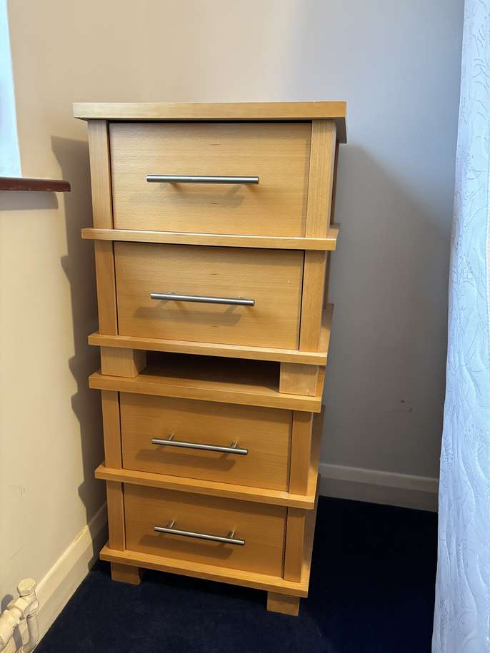 FreelyWheely: 2x wood bed side tables