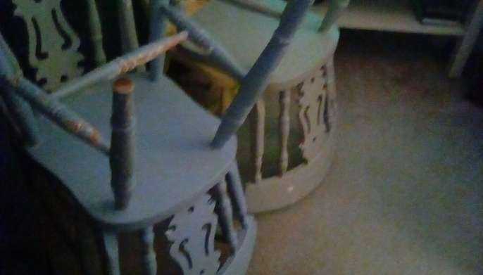 FreelyWheely: Pine chairs