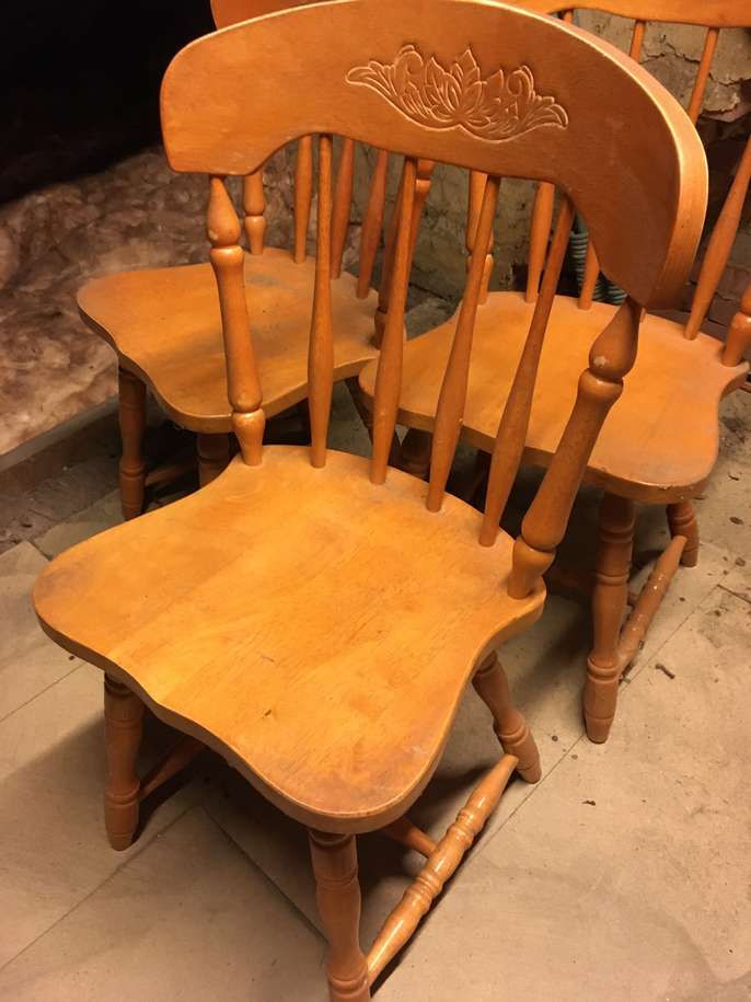 FreelyWheely: Pine chairs REDUCED