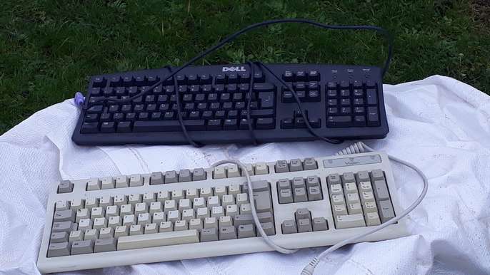 FreelyWheely: Two keyboards