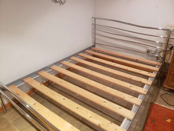 FreelyWheely: Double Bed