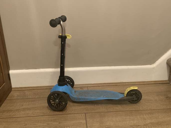 FreelyWheely: Scooter