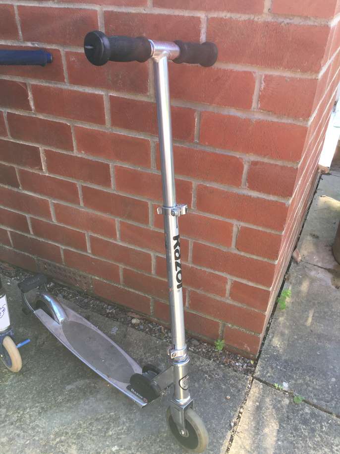 FreelyWheely: Scooter