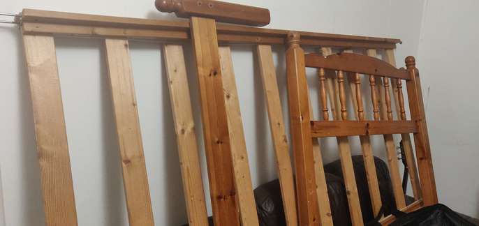 FreelyWheely: Single Bed Pine